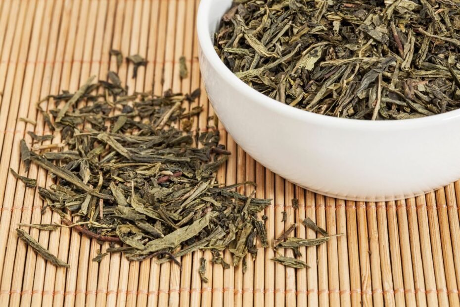 7 Sencha Tea Benefits for a Healthy Mind and Body - TeaBenefit.com